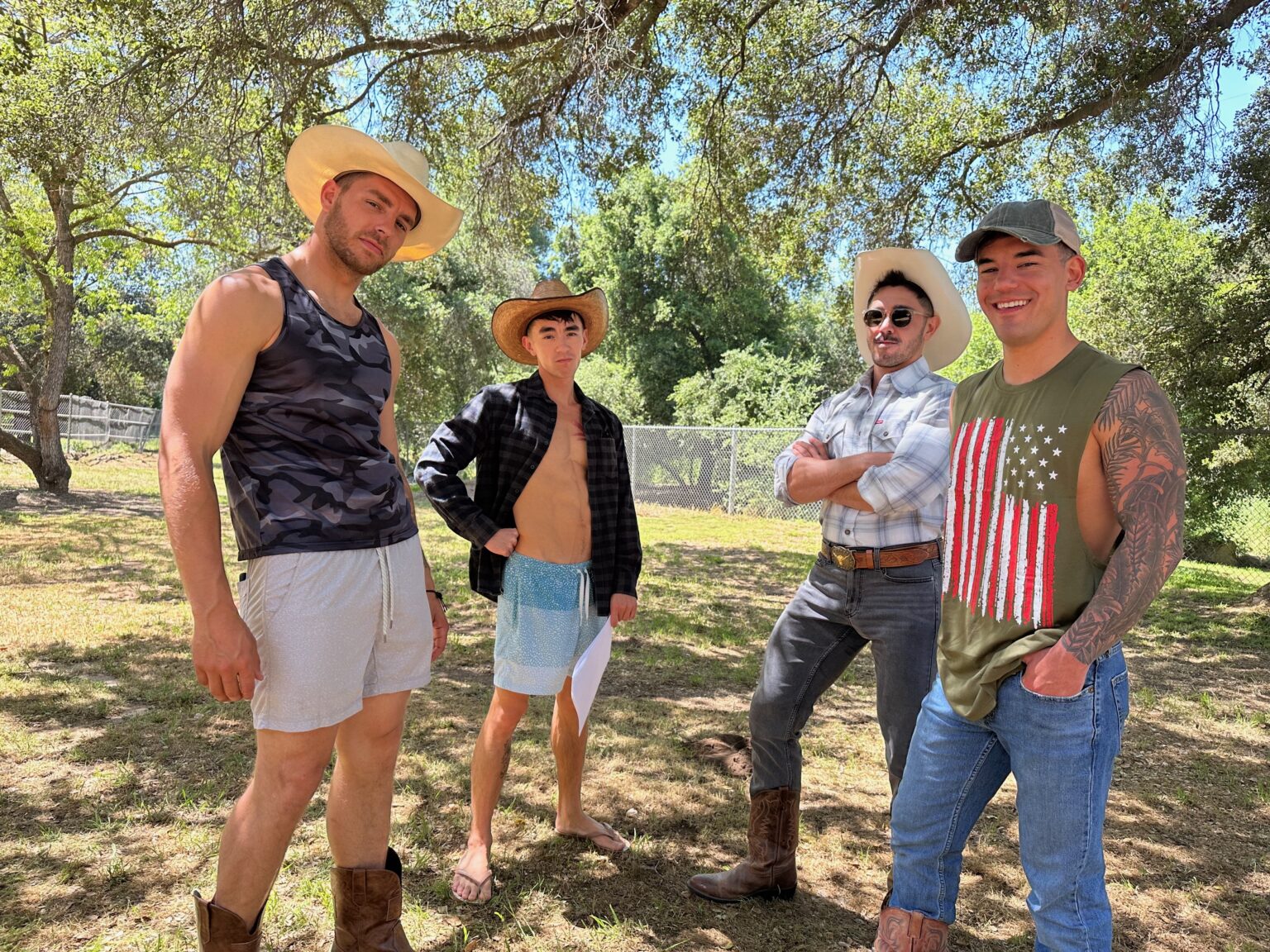 Straight From The Model's Mouth: Cast of Breaking Frontiers - ASGmax Blog