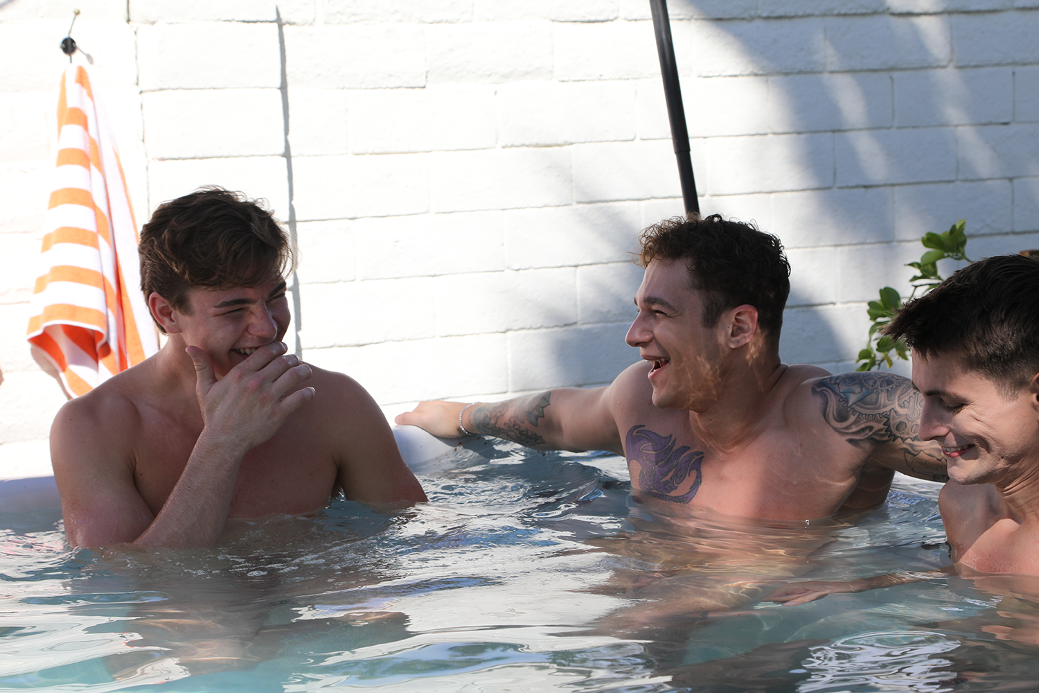 On The Set: The Goldenrod Resort 2: Singles Weekend - ASGmax Blog